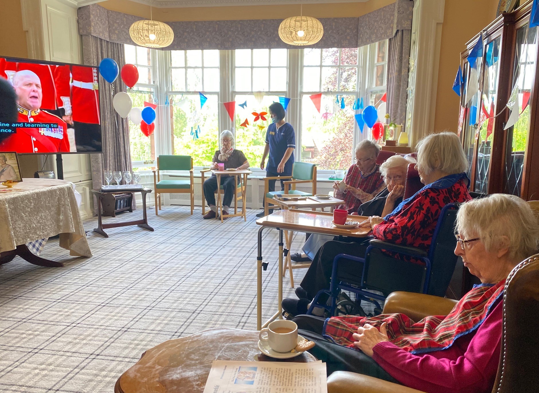 Braeburn Home celebrates the Platinum Jubilee - Scottish Care